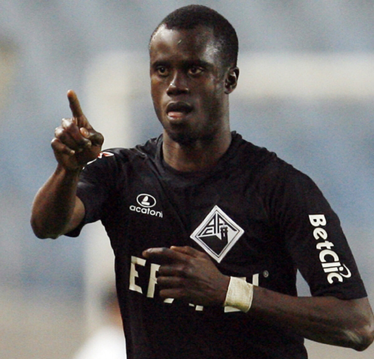 Sougou: "Negociez cu CFR. Din respect pentru Academica, nu vreau să ...