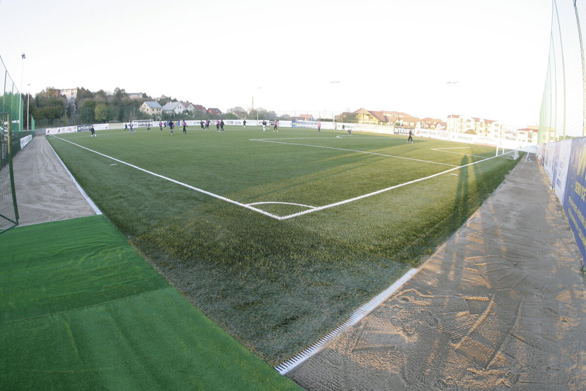 Poza 6 - GALERIE FOTO ”U” şi-a inaugurat ieri baza de pregătire de un ...