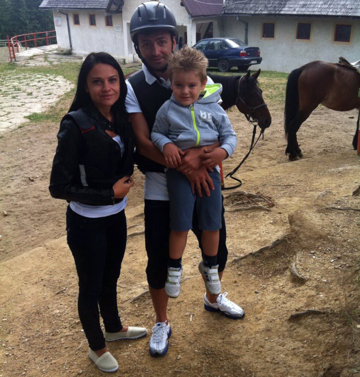 Jucătorii Rapidului i-au luat apărarea lui Surdu: "Respectaţi-l, are ...