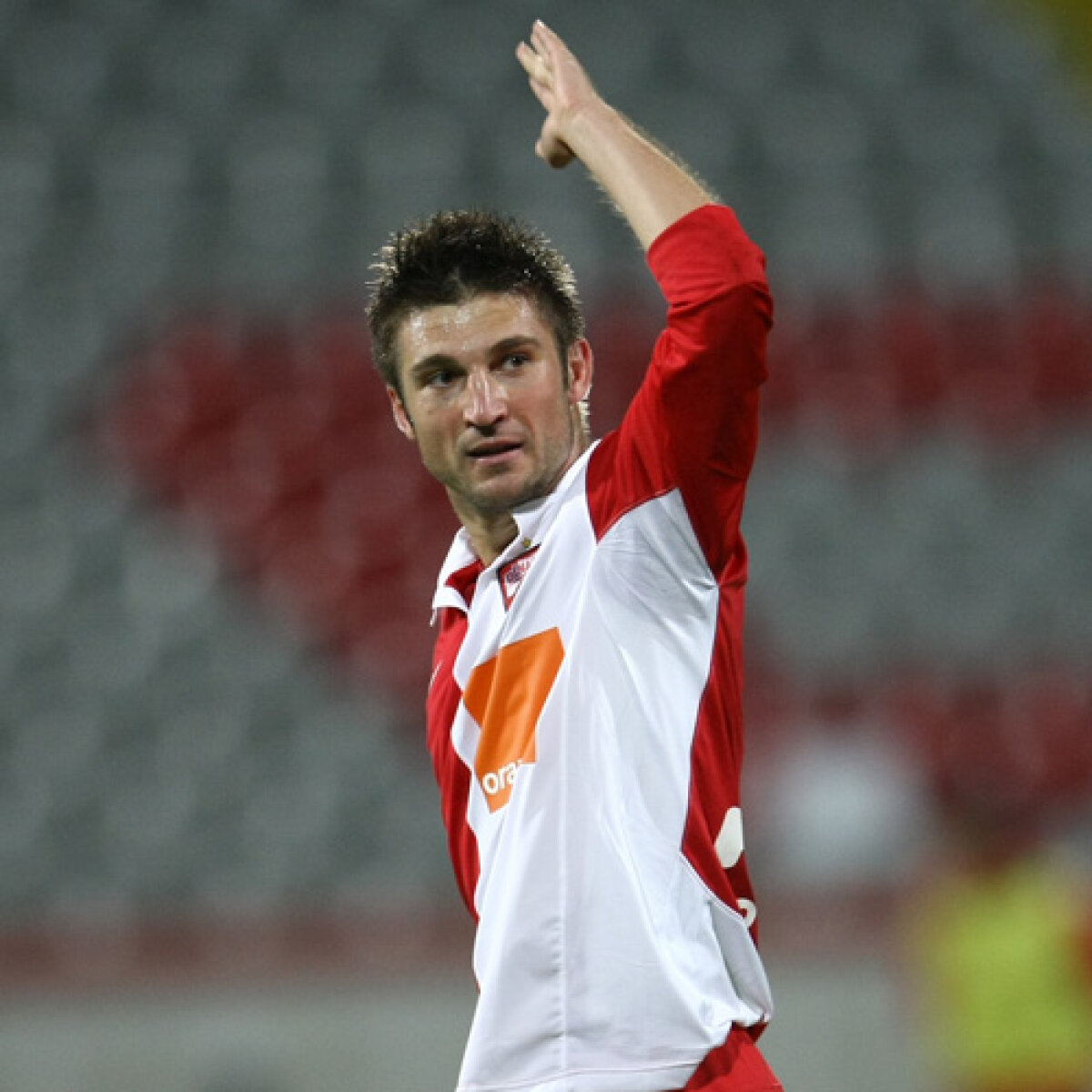 UPDATE / "Cîinii" s-au luat la harţă la un antrenament! » Cristea ...