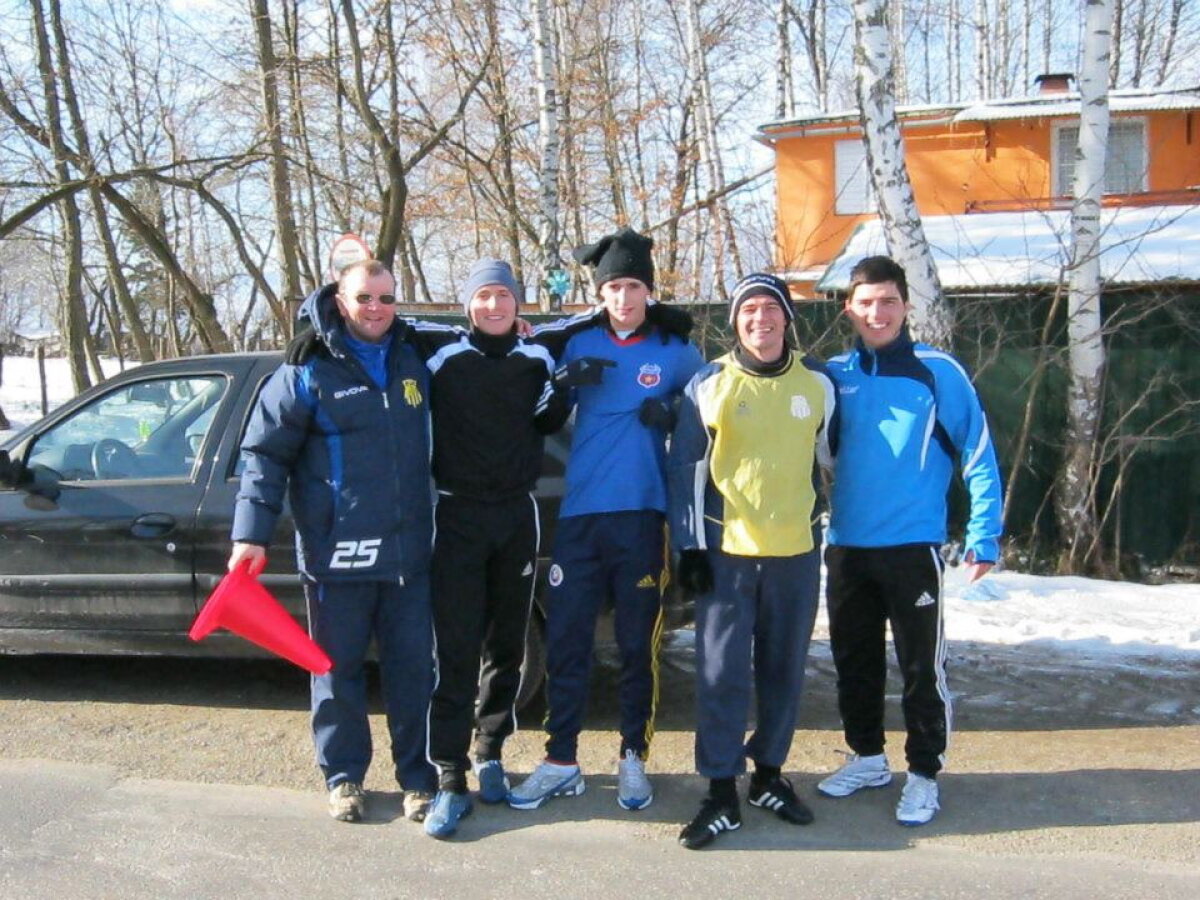 FOTO Poza care i-a înnebunit pe fanii dinamovişti » Unul dintre "cîini ...