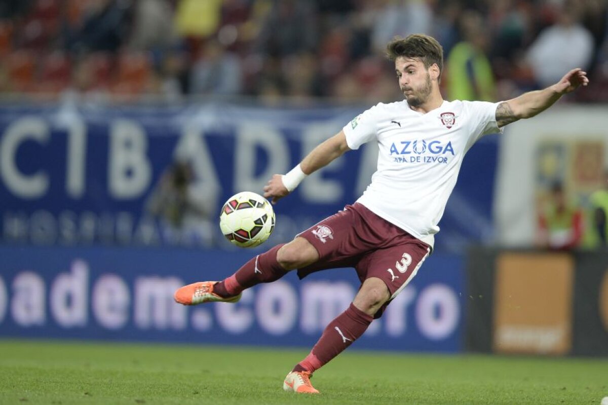 FOTO Plecaţi de la Rapid, fraţii Oriol se relaxează alături de un star ...