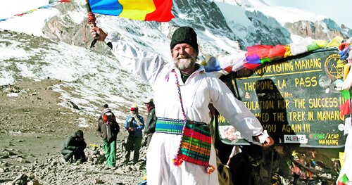 Lupul singuratic şi nemuritor! » Dan Paici a urcat pe munţii Himalaya ...