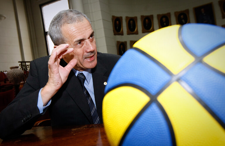 Povestea lui Adrian Bejan, fost baschetbalist devenit membru al ...